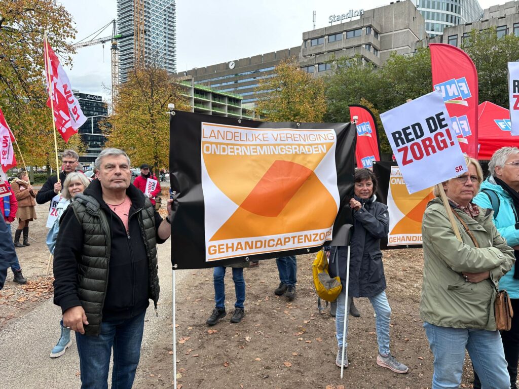 Red de zorg manifestatie 12 oktober 2024 - Landelijke vereniging ondernemingsraden gehandicaptenzorg